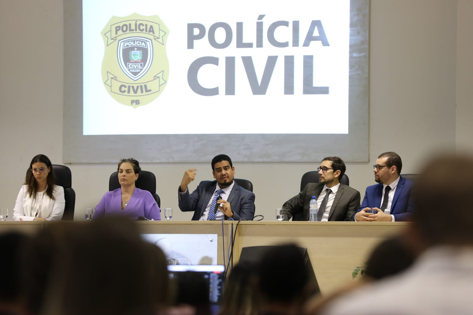 Acadepol recebe alunos que vão realizar estágio nas Delegacias de ...